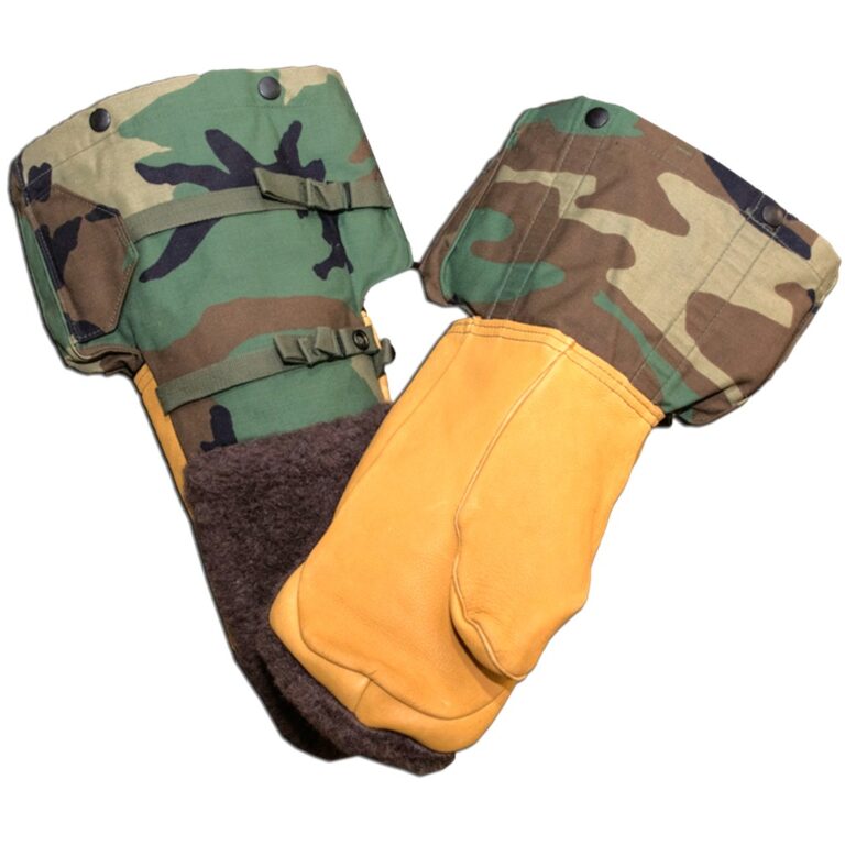USGI Extreme Cold Arctic M-1949 Mittens: Woodland Camo ECW Gloves