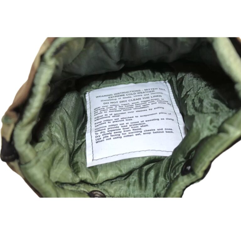 USGI Extreme Cold Arctic M-1949 Mittens: Woodland Camo ECW Gloves